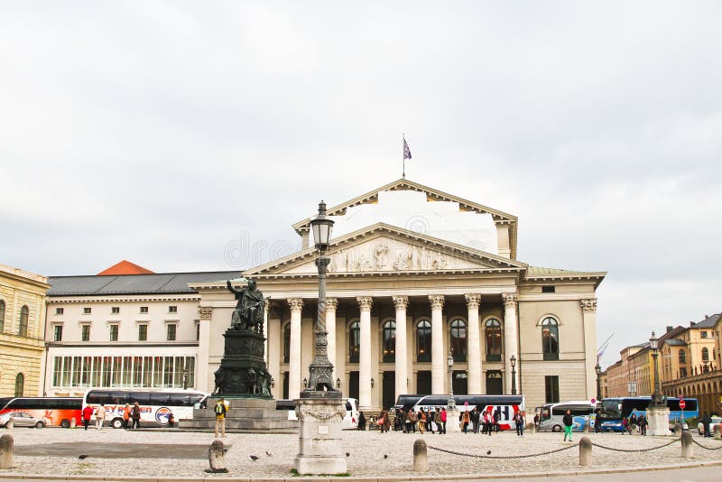 Opera House editorial stock image. Image of people, traveler - 36355374