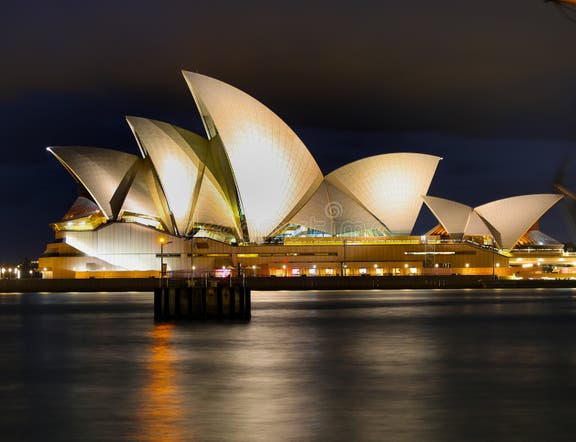 Opera house in night time editorial stock photo. Image of landmark ...