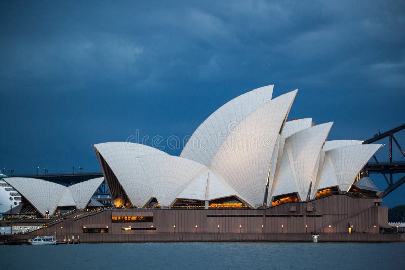 The Opera House is a Symbol of Australia Editorial Stock Image - Image ...
