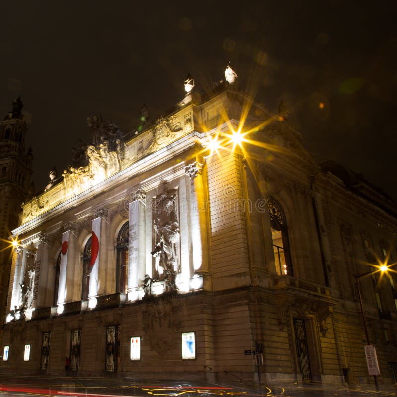 Opera of Lille at night editorial stock image. Image of rain - 46841894