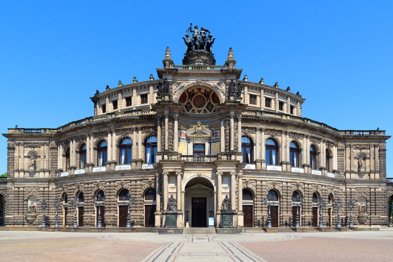 Semperoper (opera) Dello Stato Di Saxon Dresda, Germania Fotografia ...