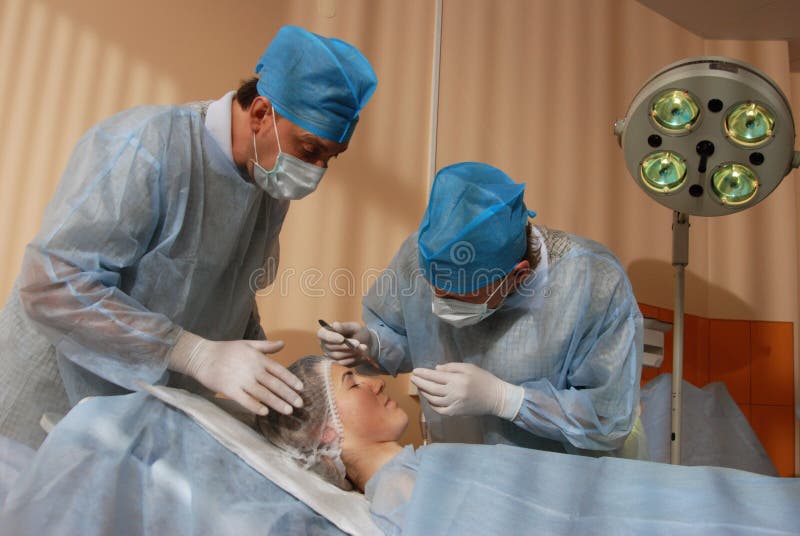 Operación médica foto de archivo. Imagen de médico, medicare - 12359664