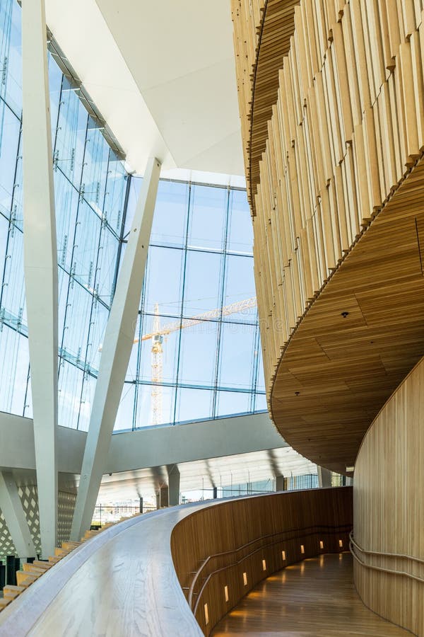 Operahuset - Operahus I Oslo Inre Norway Arkivfoto - Bild av utformning ...