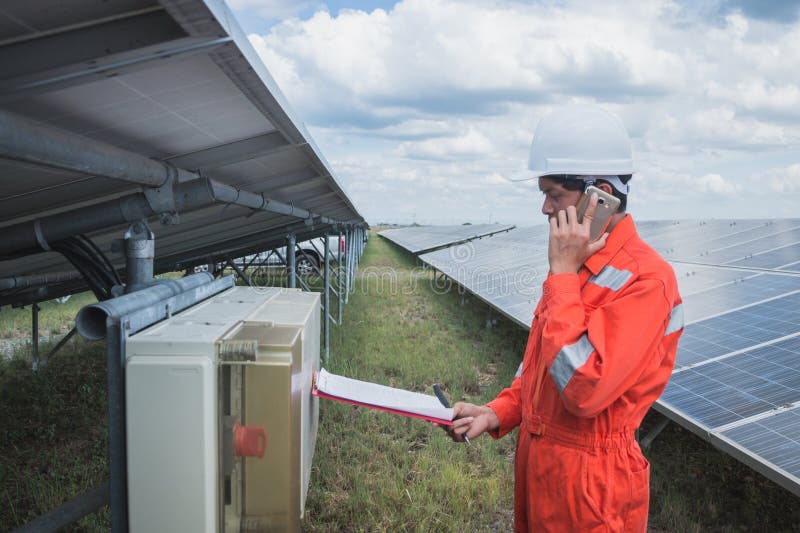 864 Solar Operation Maintenance Stock Photos - Free & Royalty-Free ...