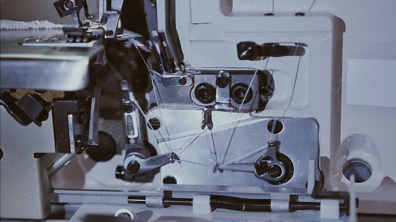 Operation of the Mechanism for Loading and Unloading Film in a VHS ...