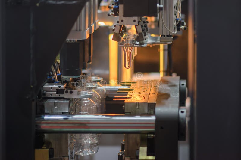 237 Operation Plastic Bottle Blowing Mold Machine Stock Photos - Free ...