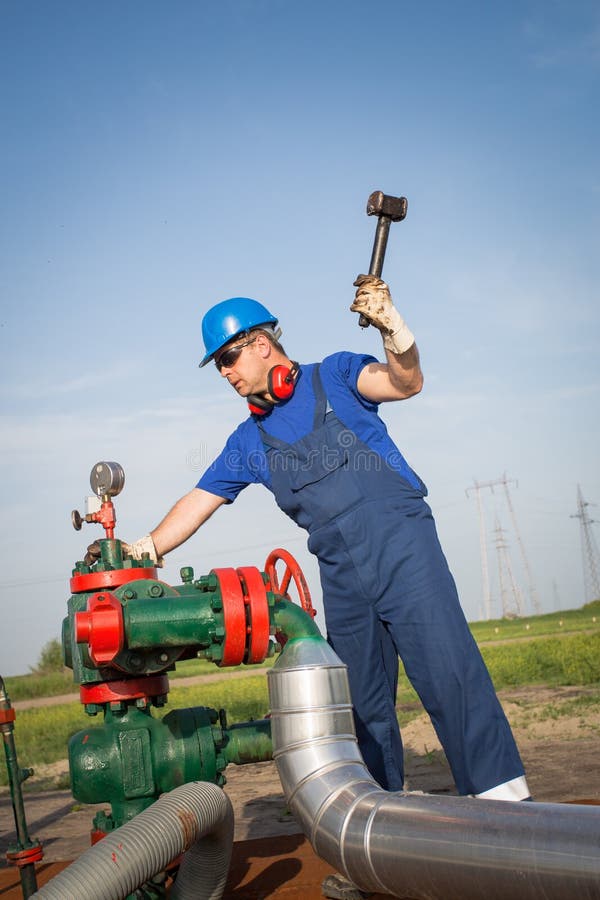 Operator in the Oil and Gas Field Stock Photo - Image of tool, pump ...