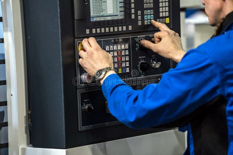 Operatore Della Macchina Di CNC Fotografia Stock - Immagine di ...