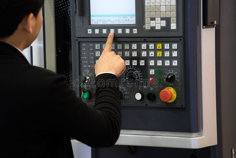Operatore Della Macchina Di CNC Fotografia Stock - Immagine di ...