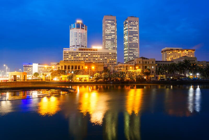 Opinião Da Skyline Da Cidade De Colombo Foto de Stock - Imagem de curso ...