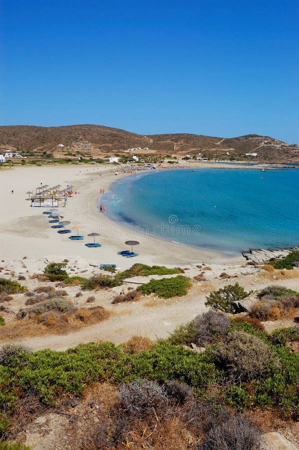 Opinión De La Playa De La Isla Del IOS Imagen de archivo - Imagen de ...