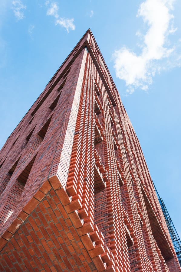 Opinión De Perspectiva Moderna Del Edificio Foto de archivo - Imagen de ...