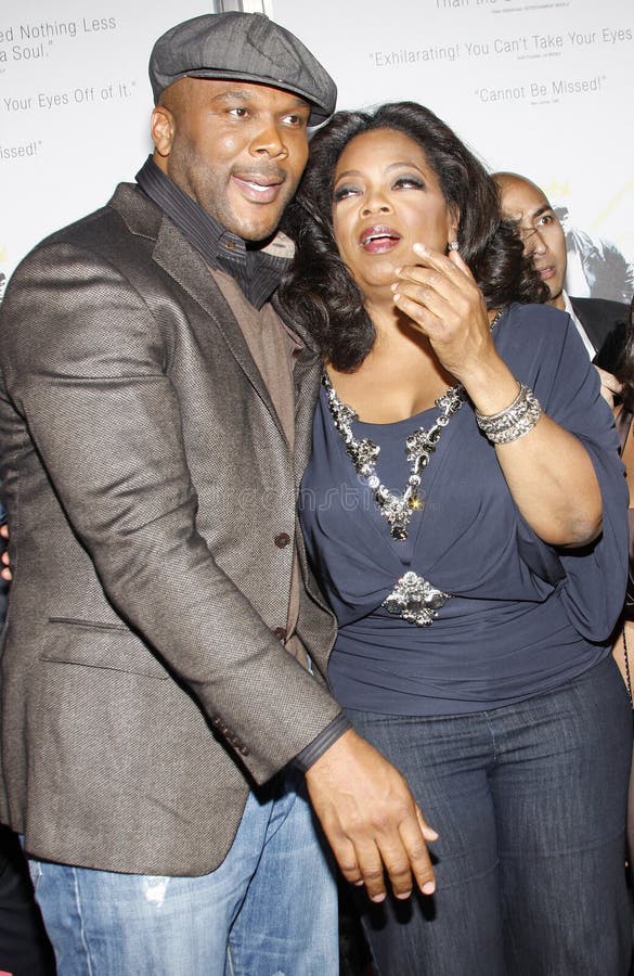 Oprah Winfrey Y Tyler Perry Imagen de archivo editorial - Imagen de ...