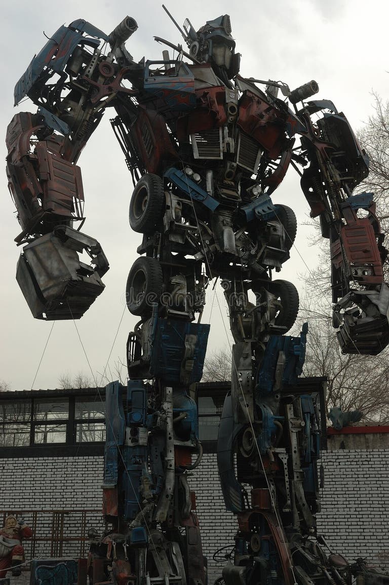 684 Optimus Prime Bondeg Stock Photos - Free & Royalty-Free Stock ...