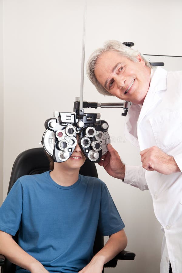 Optometrist Doing Sight Testing Stock Image - Image of healthcare ...