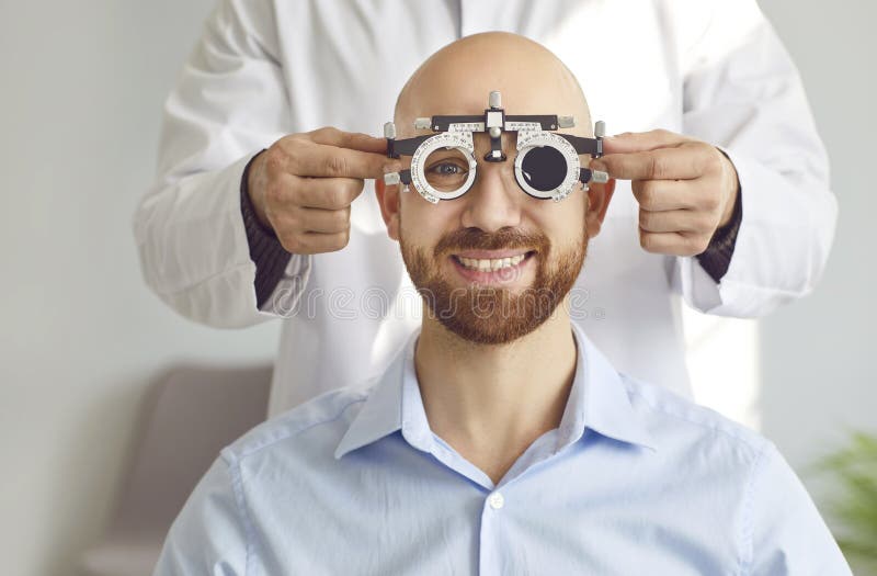 Optometrist Uses Ophthalmic Equipment To See How Many Diopters His ...