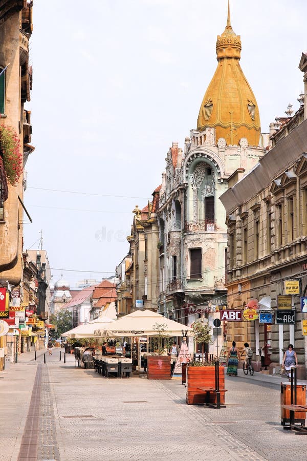 Ville d'Oradea, Roumanie image stock. Image du vieux - 59032091