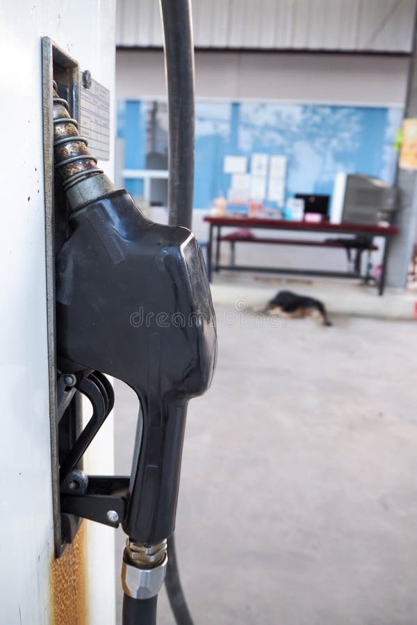 Oil nozzle stock image. Image of black, petrol, engine - 185208357