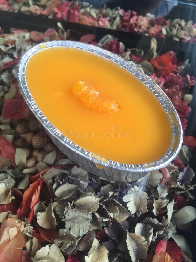 Orange cake editorial photo. Image of orange, chill, yummy - 55616471