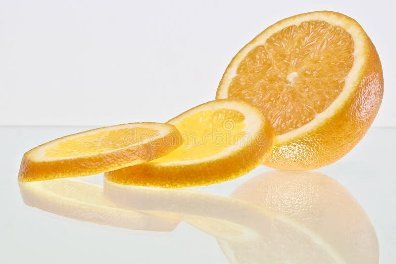 Orange Scheiben stockfoto. Bild von leuchte, überlegungen - 4278420