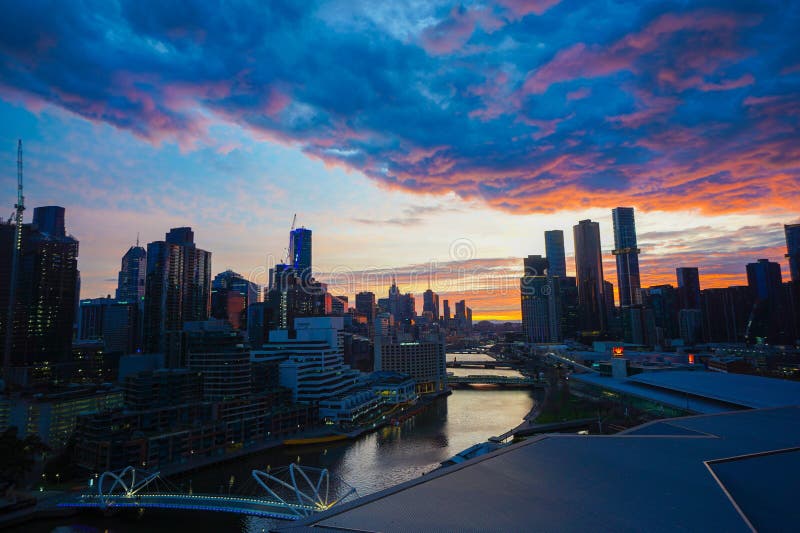 Orange sky (Melbourne) editorial photography. Image of architecture - 329701842