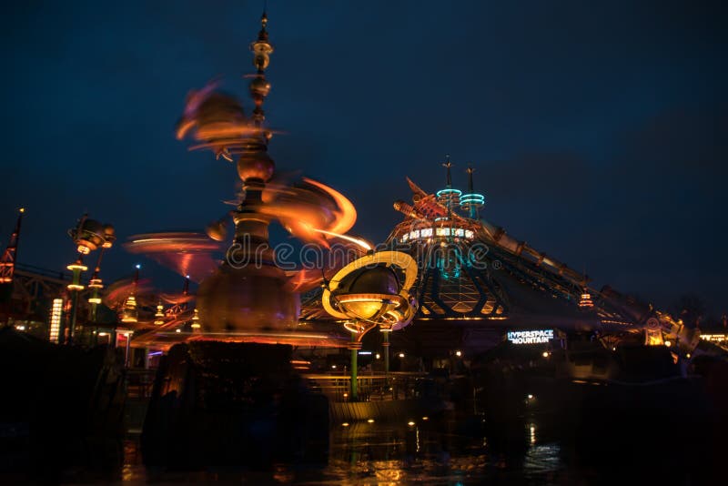 Orbitron at night editorial image. Image of thrill, night - 202662660