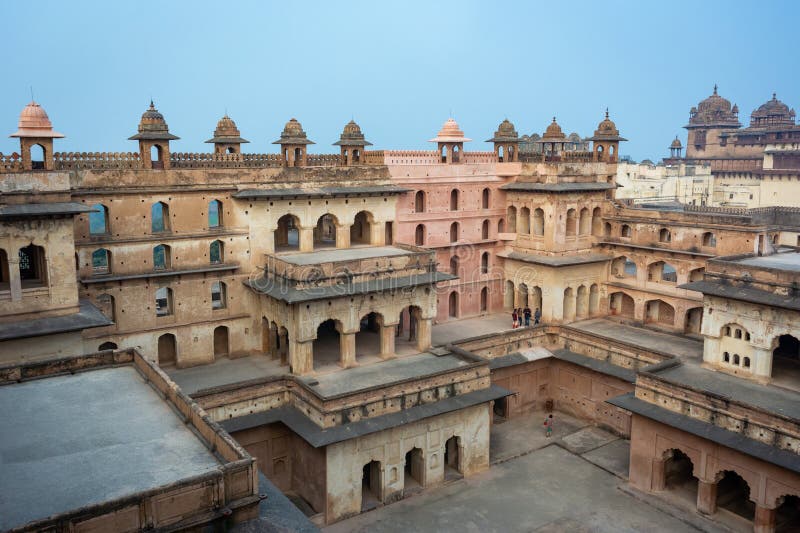 Orchha Fort and Palace Complex Editorial Stock Photo - Image of king ...