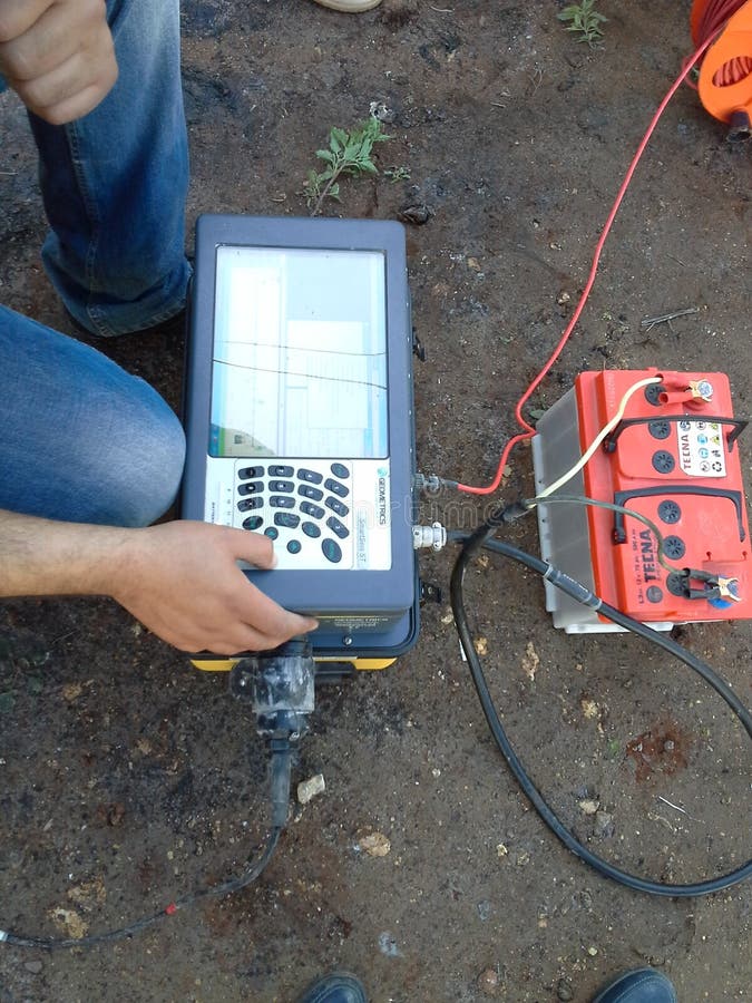 Ordinator for Analysing Seismic Geophone Data Editorial Stock Image ...