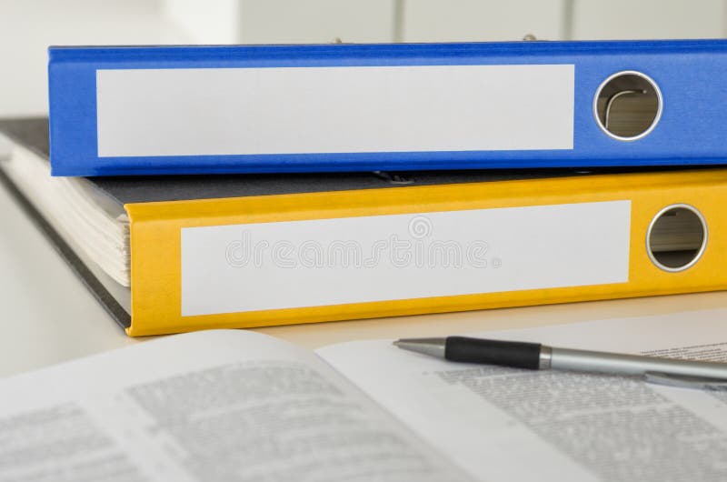 Ordner Mit Den Aufkleber Anwendungen Und Den Bewilligungen Stockbild ...