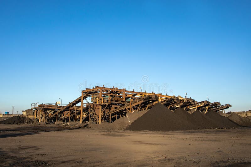 Ore-dressing Treatment with Classifiers in Mining-and-processing ...