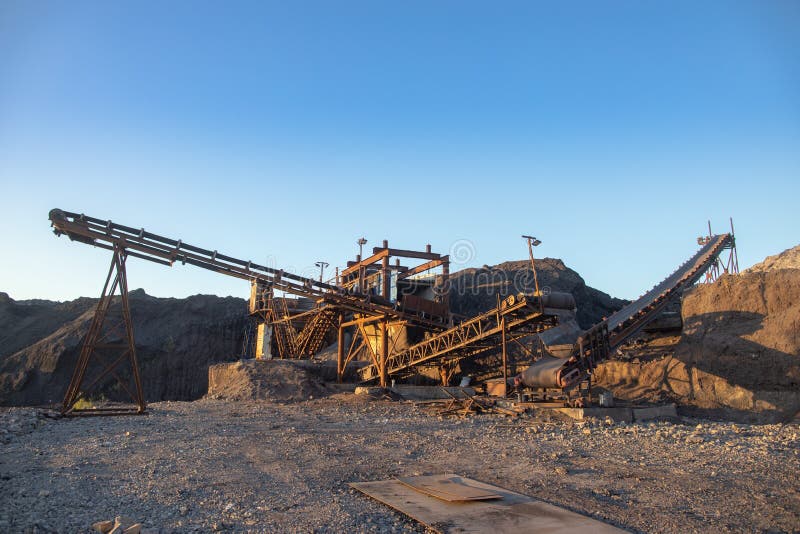 Ore-dressing Treatment with Classifiers in Mining-and-processing ...