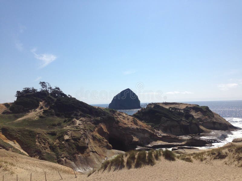 Oregon coast stock image. Image of vacation, cliff, rock - 69056301