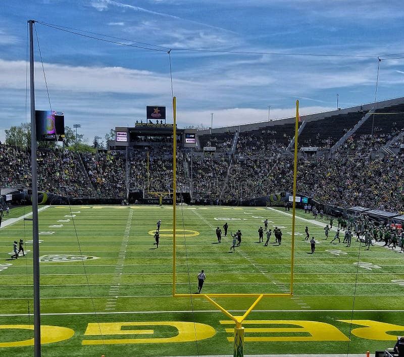 Oregon ducks football editorial stock photo. Image of score - 168753868