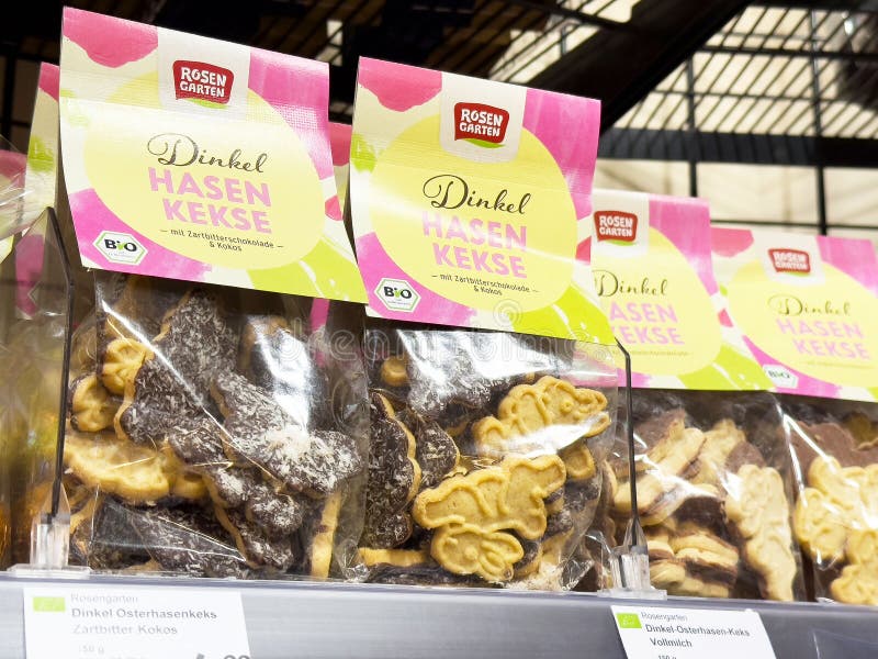 Organic Dinkel Cookies Display with Assorted Flavors on Grocery Shelf ...