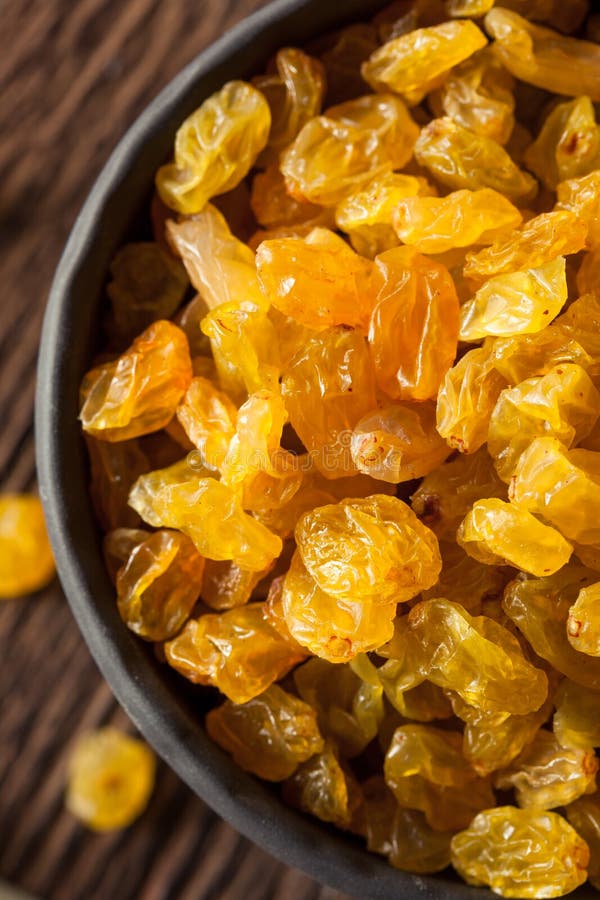 Organic Dried Golden Raisins Stock Image - Image of food, dried: 66160505
