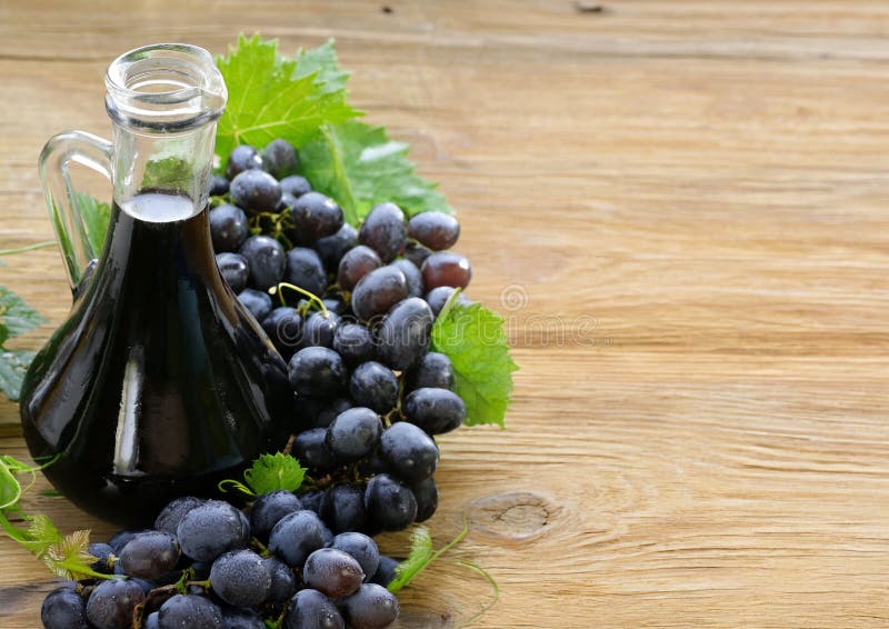 Grape Vinegar Balsamic Modena Stock Photo - Image of italian, seasoning ...