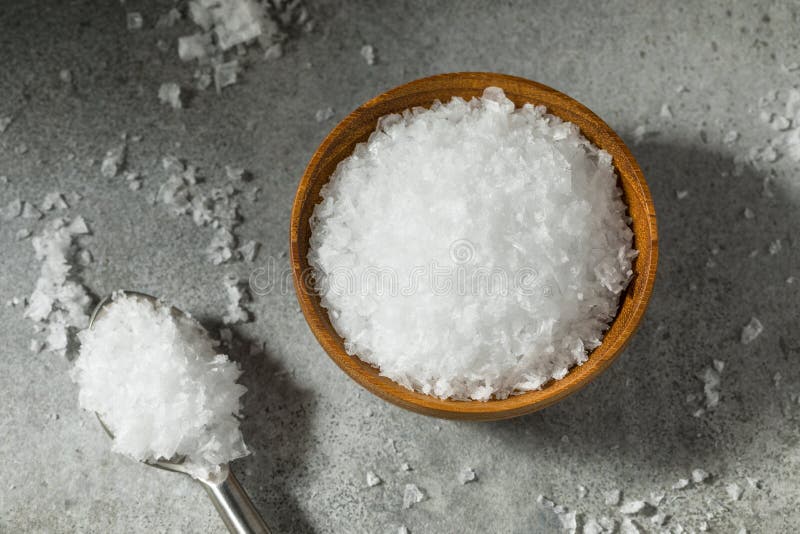 Organic Raw Flakey Sea Salt Stock Photo - Image of wooden, spoon: 244002000