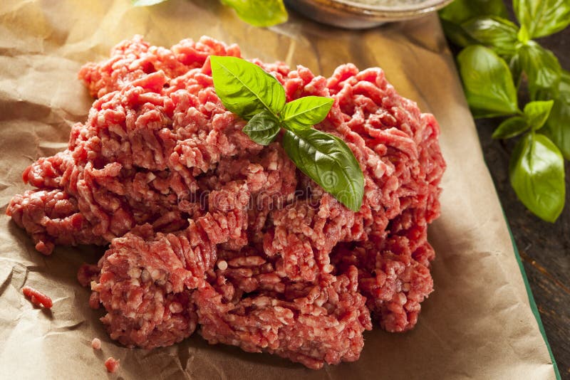 Organic Raw Grass Fed Ground Beef Stock Image - Image of ground, burger ...