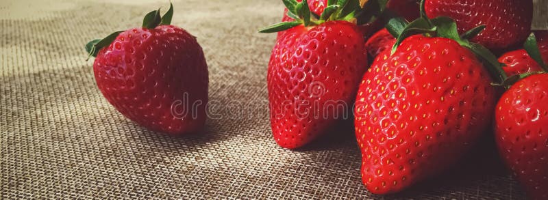 Organic Strawberries on Rustic Linen Background Stock Image - Image of ...