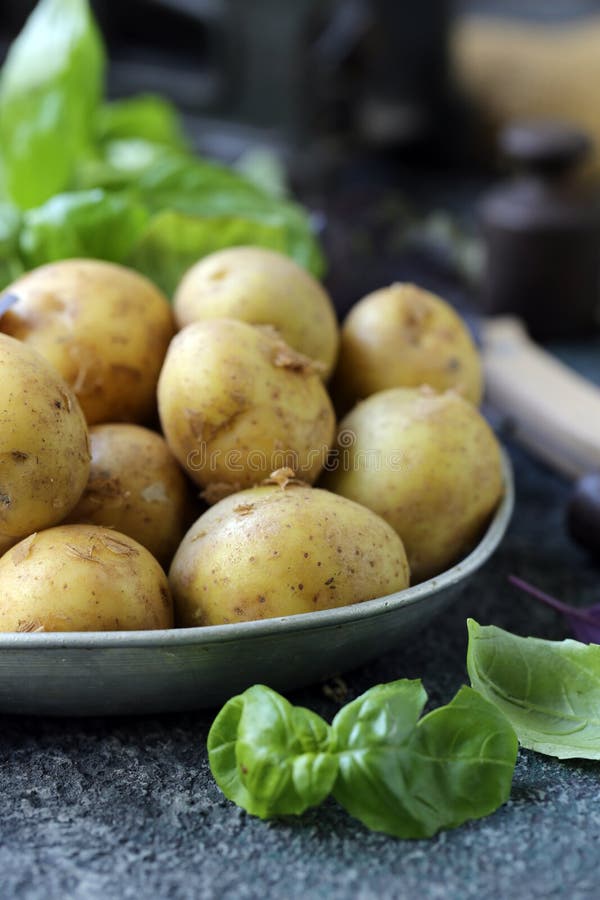 Organic Vegetables, Potatoes Stock Photo - Image of sack, harvest ...