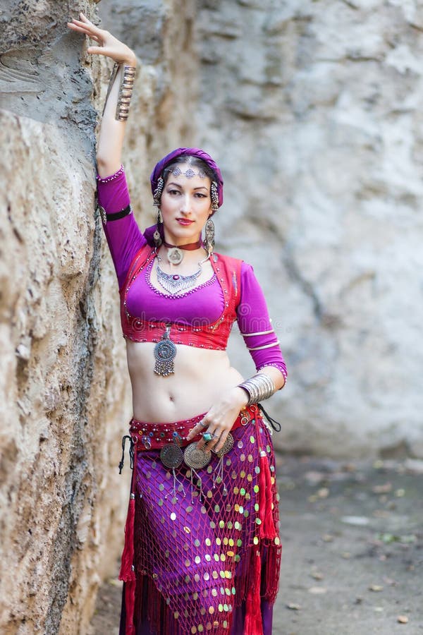 Oriental Dancer stock image. Image of east, abdomen, authentic - 33560755