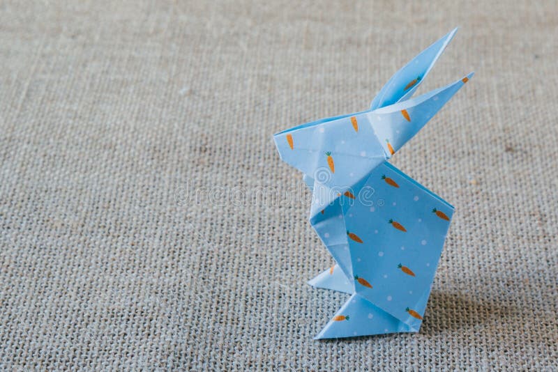 Origami paper rabbit stock image. Image of handicrafts - 92312387