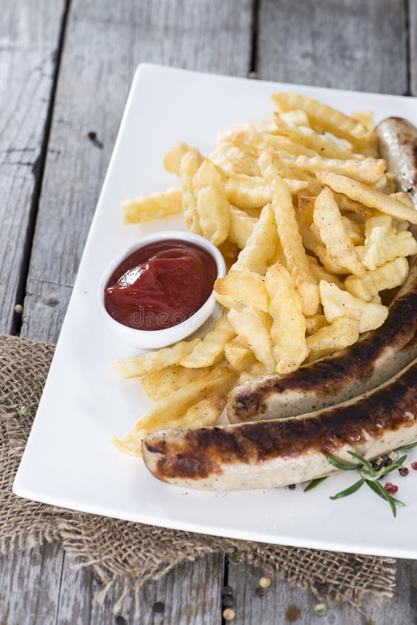 Originele Duitse Braadworst Stock Foto - Image of rooster, diner: 34125324