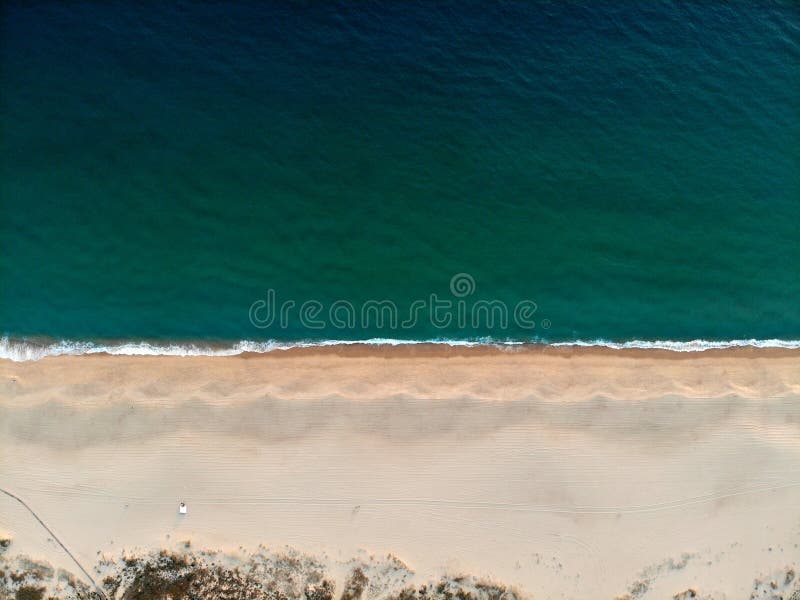 Orilla De Los Besos Del Mar Imagen de archivo - Imagen de calma, besos ...