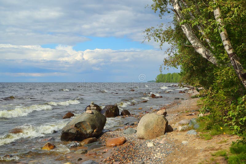 Lago Onega. Europa Del Norte. La Belleza Del Paisaje Natural. Imagen de ...