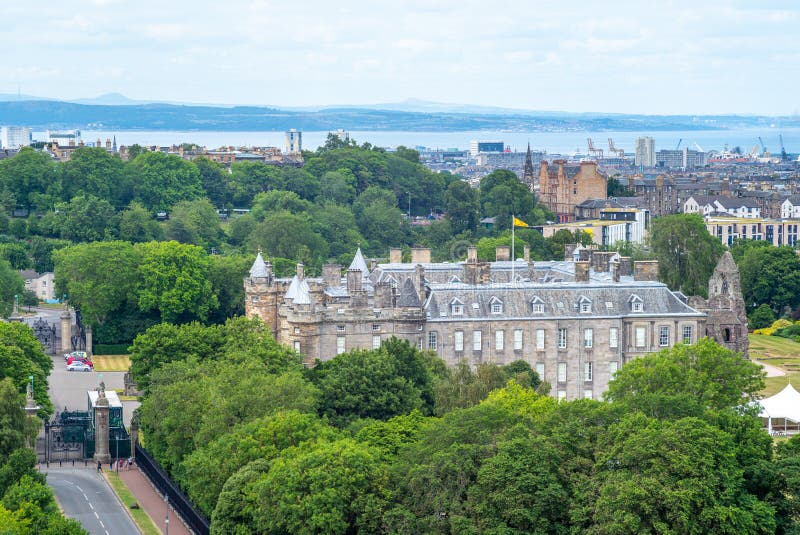 Orizzonte Del Palazzo Della Casa Del Holyrood E Di Edimburgo Fotografia ...