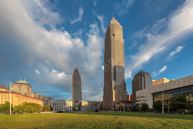 Panorama Del Centro Urbano Di Cleveland, Ohio Fotografia Stock ...