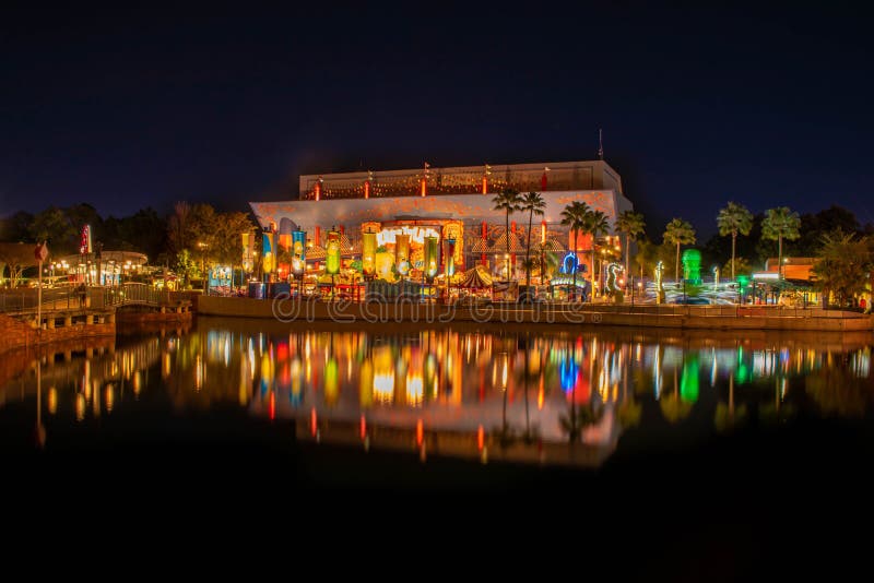 Panoramic View of Springfield Home of the Simpsons at Universal Studios ...