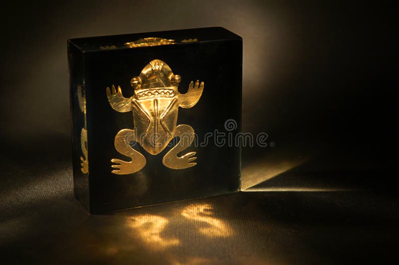 Oro colombiano fotografía editorial. Imagen de bogota - 13797117