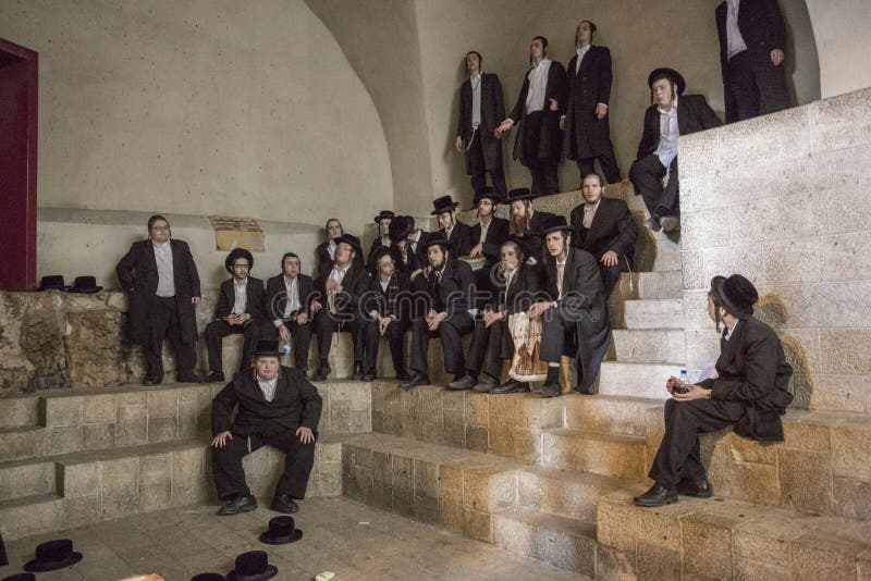Orthodox Jews editorial image. Image of geography, love - 52230290